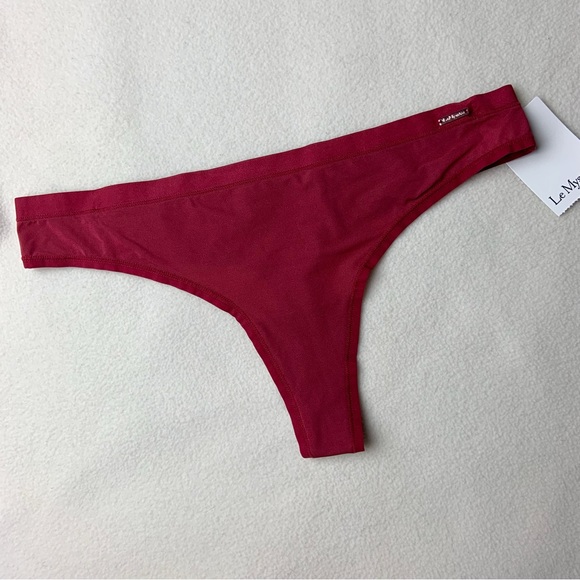 Le Mystere | Intimates & Sleepwear | Nwt New Le Mystere Red Infinite ...